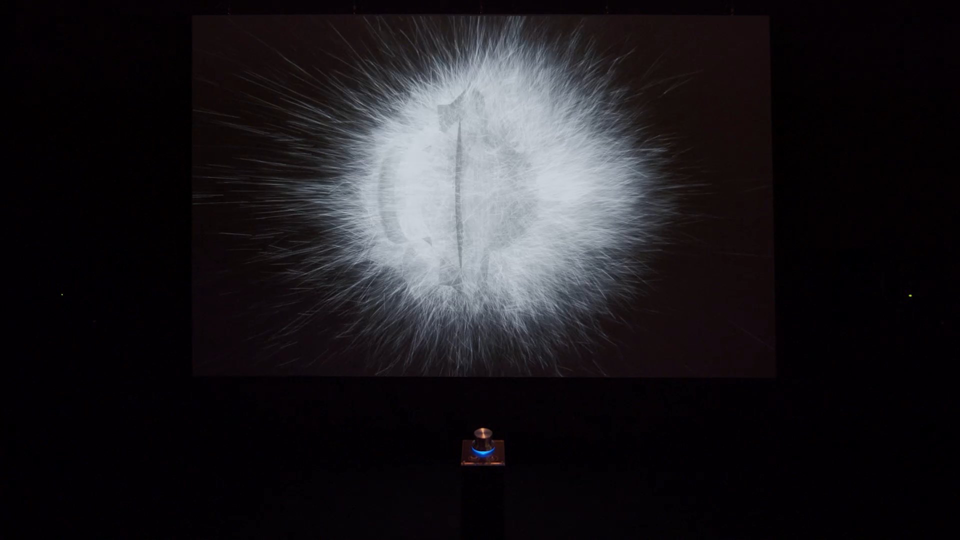 “Sensing Streams – invisible, inaudible-Ryuichi Sakamoto + Daito Manabe ...